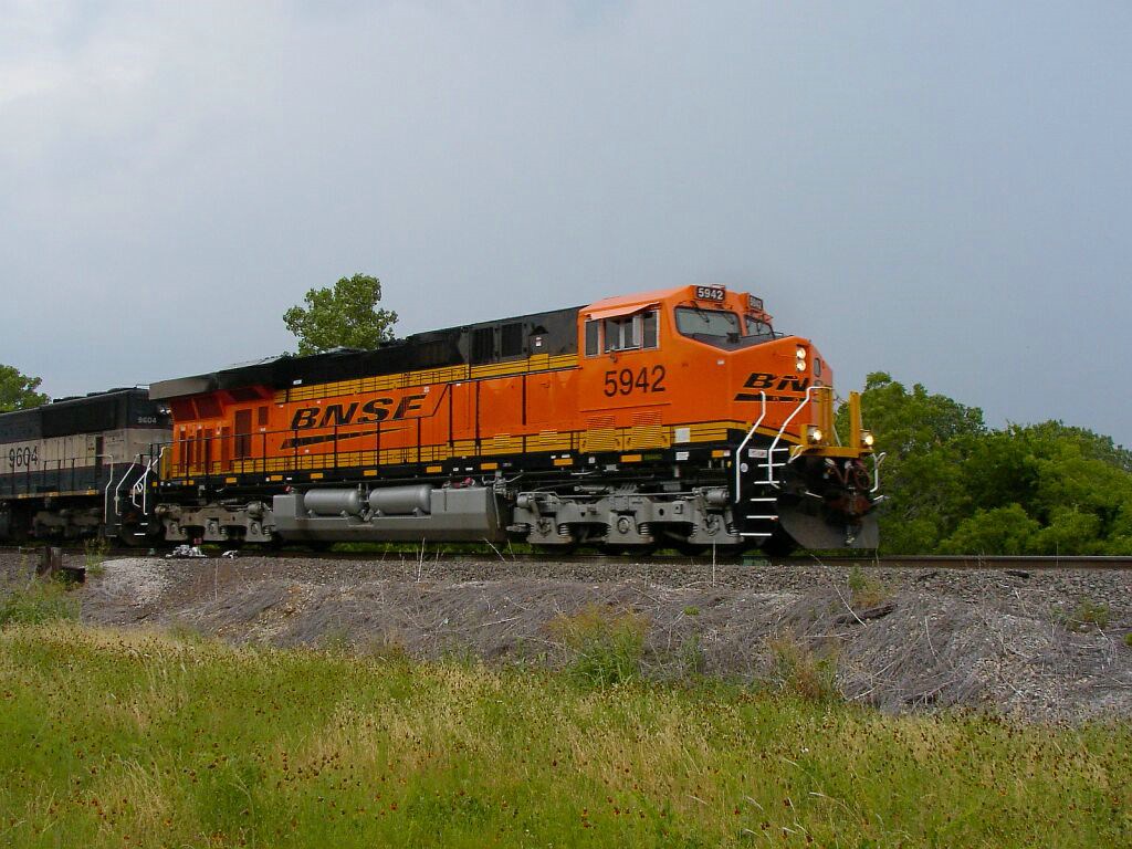 BNSF 5942